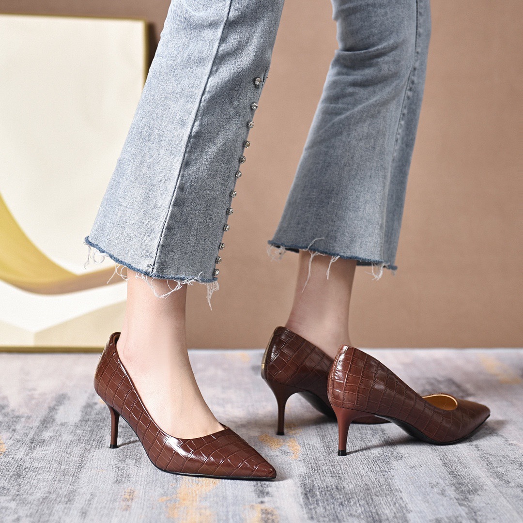 Wholesale Pointed Toe Thin Heel High Heeled Shoes For Women In The Spring Of 2022 New